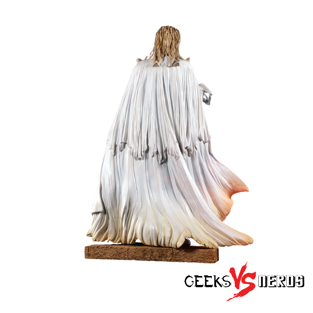 Labyrinth – Jareth the Goblin King 1:6 Statue – www.geeksvsnerds.com.au
